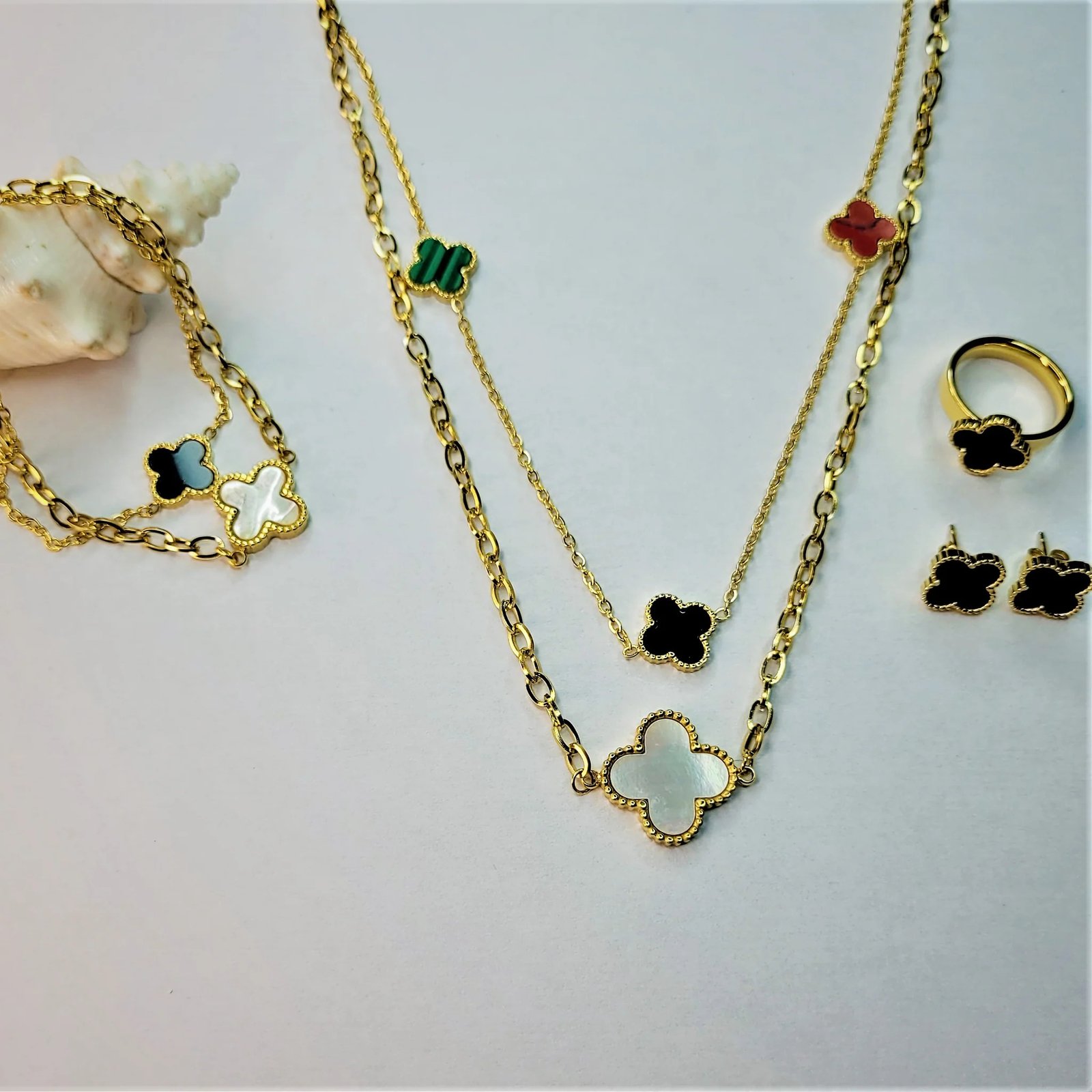 Ensemble Collier Boucles d’Oreilles Bracelet et Bague Acier Inoxydable ...